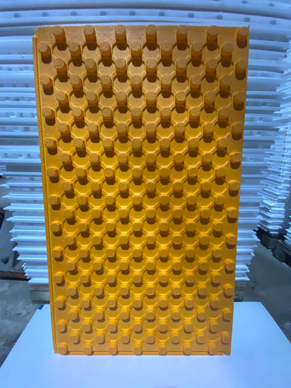 Placa polistiren cu nuturi cu folie(galbena)1200*700*45 procură direct ...